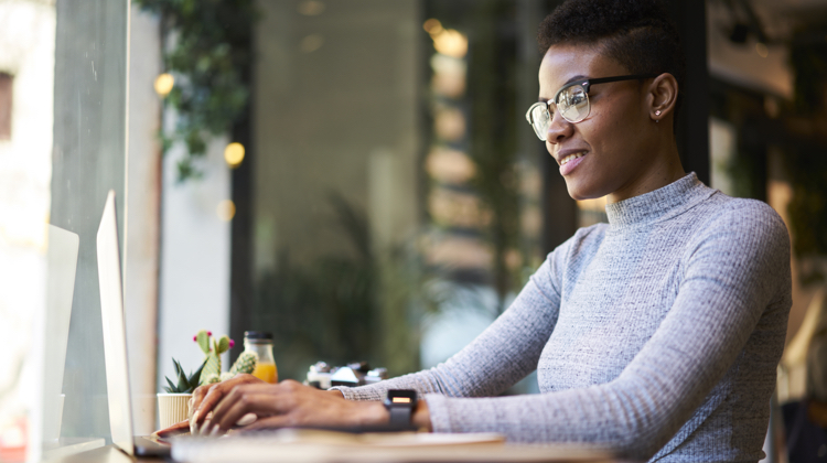 How To Use A Resume Builder And Make It Yours | Online Resume Builder